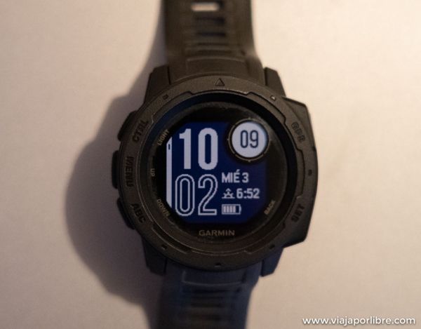 Análisis del Garmin Instinct - Reloj ideal para senderismo