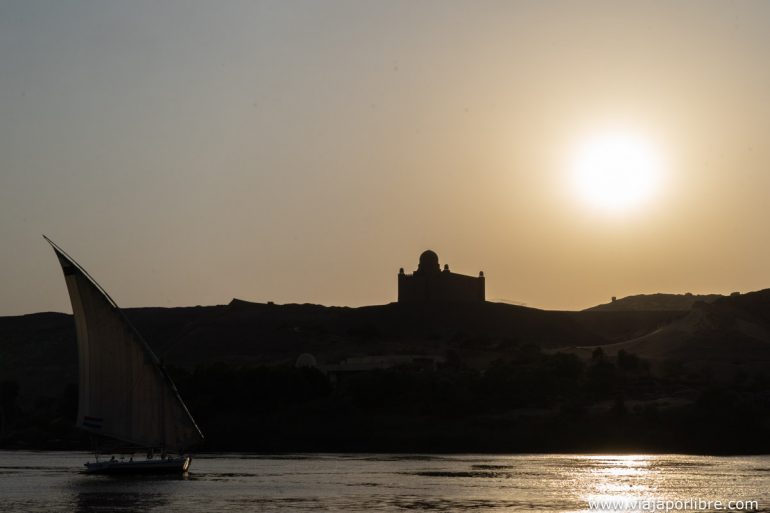 Excursión en faluca por el río Nilo en Asuán o Luxor