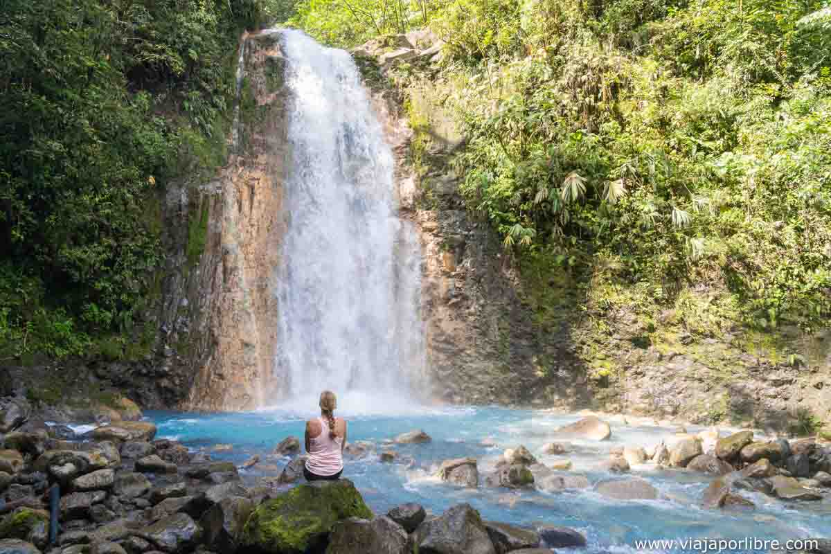 Ruta a las Blue Falls o cascadas azules de Costa Rica